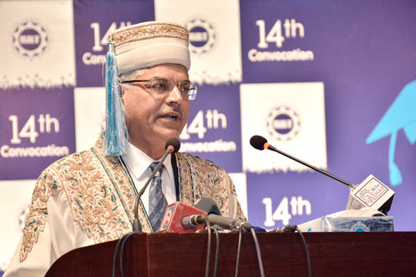 Dr Muhammad Aslam, Rector UMT, Advises Graduates to Earn Respect ...